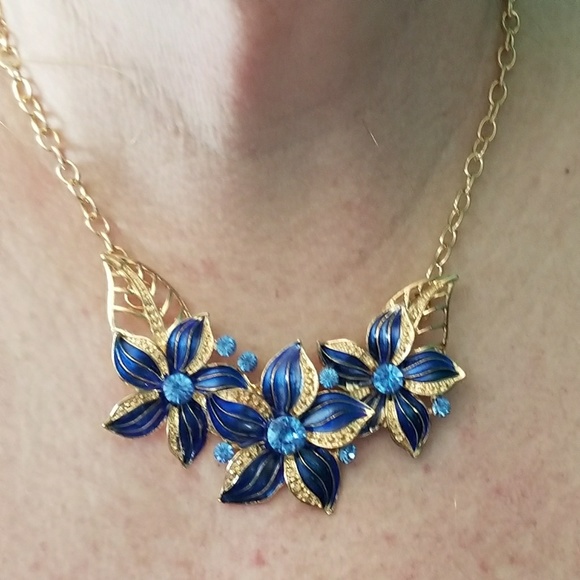 Jewelry | Beautiful Flower Necklace Set | Poshmark